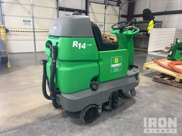 2019 Tennant R14 Ride-On Electric Floor Scrubber in ROGERS, Arkansas ...