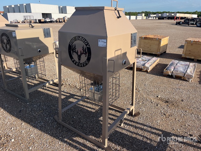 Big Daddy Electric 700 lb Deer Feeder (Unused) | Ritchie Bros. Auctioneers