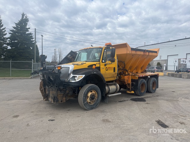 2003 International 7600 6x4 Snow Plow Truck | Ritchie Bros. Auctioneers