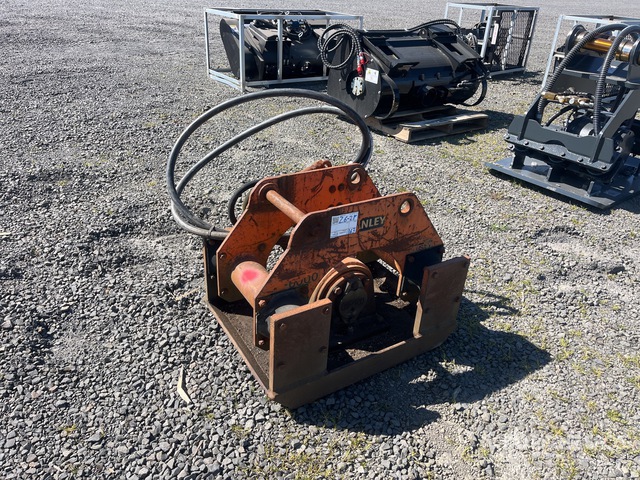 24 in Plate Compactor Attachment | Ritchie Bros. Auctioneers