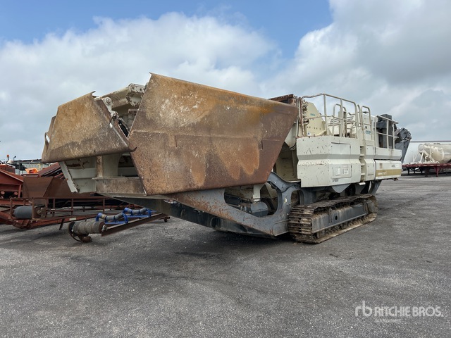 2011 Metso Lokotrack LT1213 Tracked Impact Crusher Plant | Ritchie Bros ...