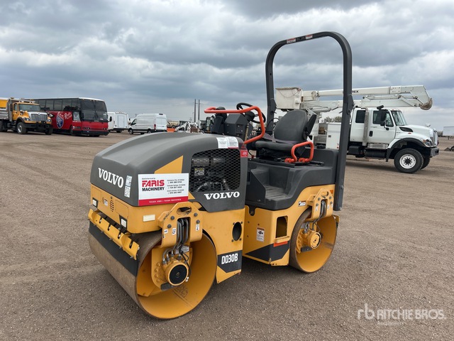 2020 Volvo DD30B Double Drum Roller | Ritchie Bros. Auctioneers