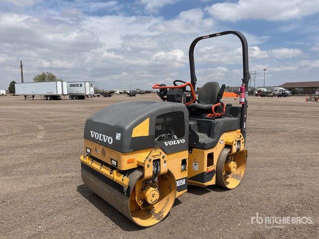 2018 Volvo DD35B Double Drum Roller | Ritchie Bros. Auctioneers