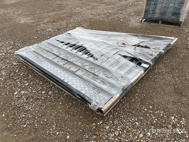 Suihe 14 ft x 7 ft 10 in Bi-Parting Driveway Gate (Unused) | Ritchie ...