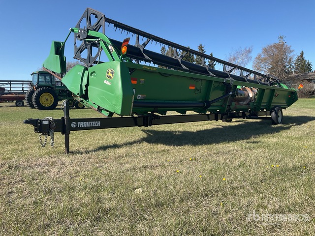 Trailtech 35 ft S/A Header Transport Trailer | Ritchie Bros. Auctioneers