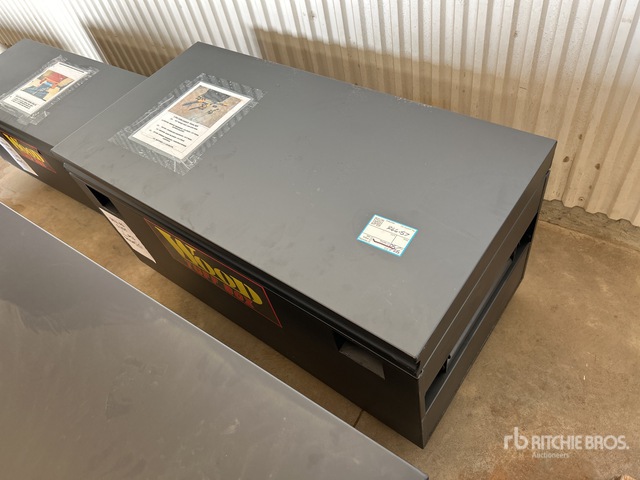 Wood Tuff Tow 48 in Box with 7 Piece Cub Cadet Tool Kit (Unused ...