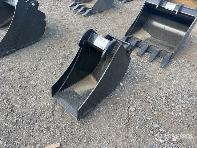 12 in Excavator Bucket - Fits Bobcat E35 (Unused) | Ritchie Bros ...