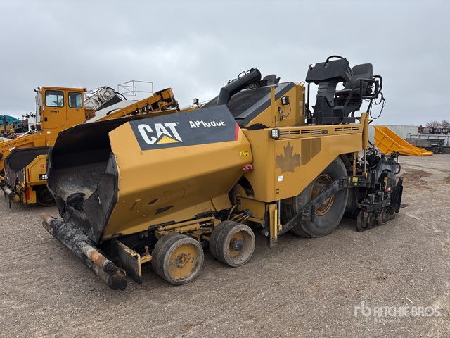 2012 Cat AP1000E Wheel Asphalt Paver | Ritchie Bros. Auctioneers