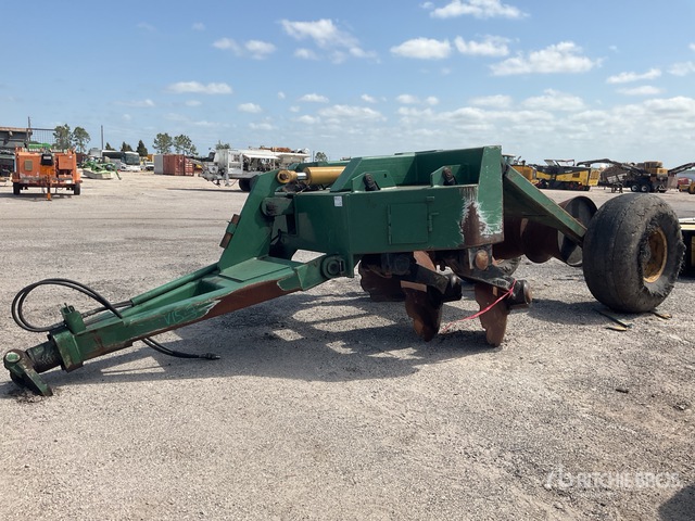 2023 Savannah 140 33 in Magnum Bedding Plow Breaking Plow | Ritchie ...