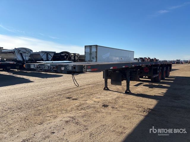 2003 Broshuis Tri/A 46 ft Extendable Flatbed Trailer | Ritchie Bros ...
