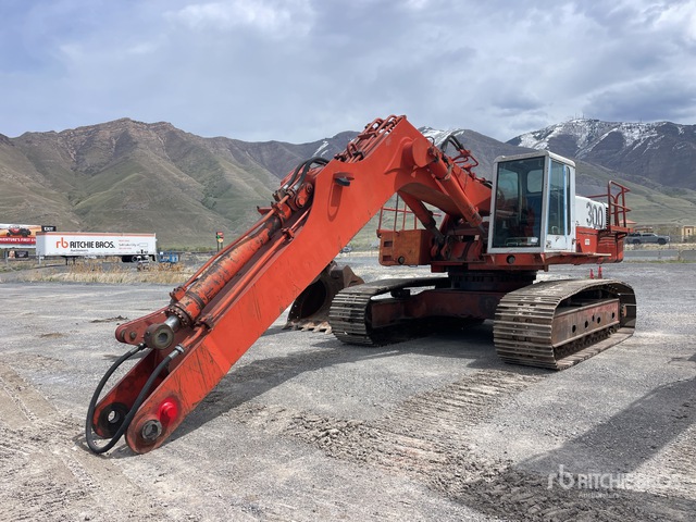 1980 Poclain 300CK Tracked Excavator | Ritchie Bros. Auctioneers
