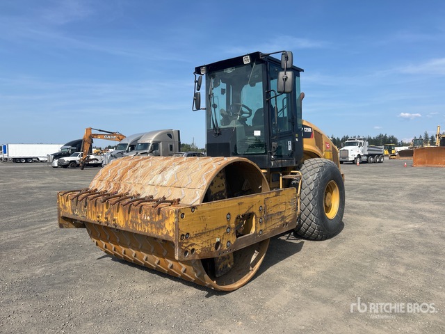 2012 Cat CS56 Smooth Drum Compactor | Ritchie Bros. Auctioneers