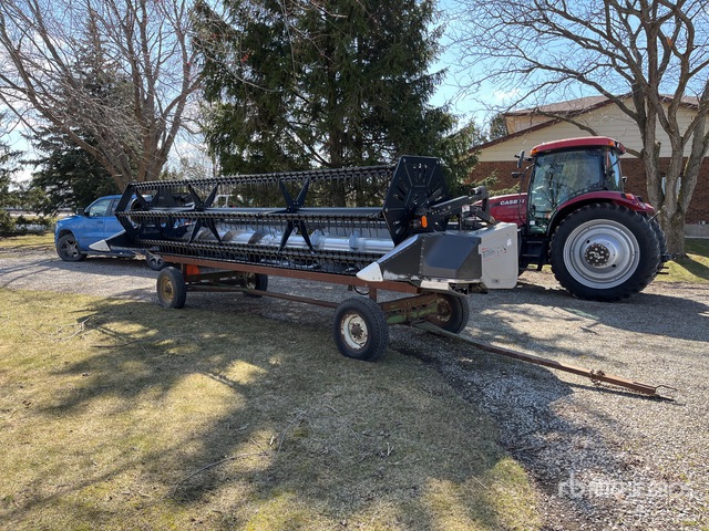 2006 Gleaner 500 Series 20 ft Flex Combine Header | Ritchie Bros ...