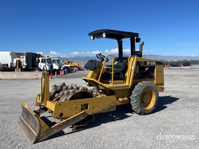 2006 Cat CP-323C Compactador Pata de Cabra | Ritchie Bros. Auctioneers