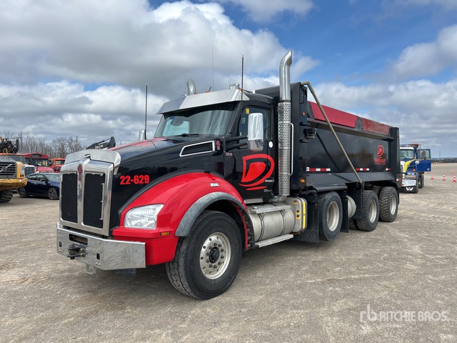 2023 Kenworth T880 8x4 Tri/A Dump Truck | Ritchie Bros. Auctioneers