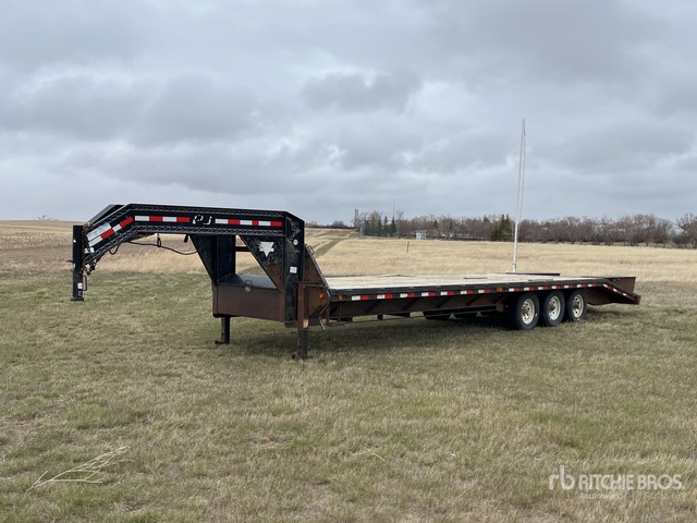 2008 PJ 30 ft Tri/A Gooseneck Flatbed Trailer | Ritchie Bros. Auctioneers