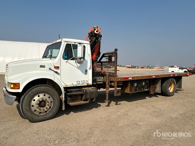 2003 Palfinger PK 9501 12570 lb Knuckle Boom on 1998 International 4700 ...
