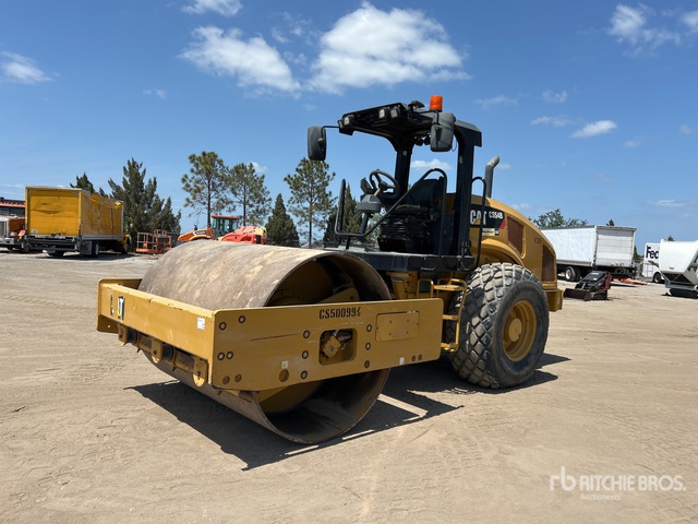 2020 Cat CS54B Smooth Drum Compactor | Ritchie Bros. Auctioneers