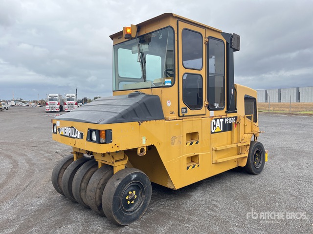 2012 Cat PS-150C 11 Wheel Compacteur pneumatique | Ritchie Bros ...