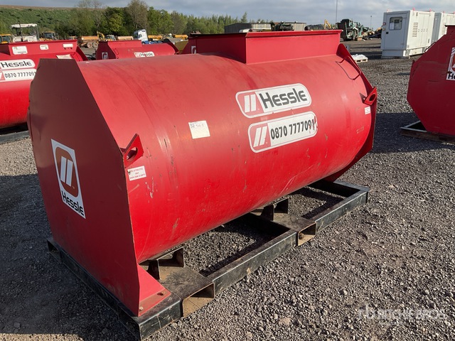 Bowser Supply 1000L Static Fuel Tank | Ritchie Bros. Auctioneers