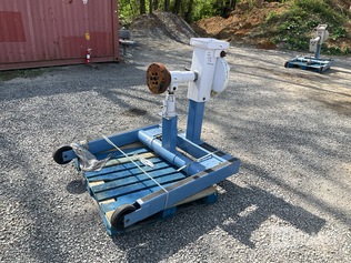 Surplus OTC 1750 Revolver Engine Stand in Chambersburg, Pennsylvania ...