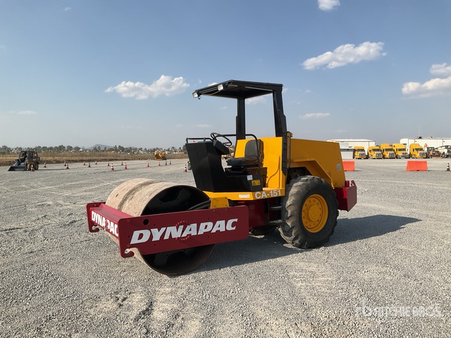 1995 Dynapac CA151D Rodillo / Smooth Drum Compactor | Ritchie Bros. Auctioneers