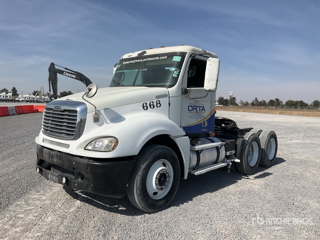 2012 Freightliner Columbia CL120 6x4 Tractocamion / Day Cab Prime Mover ...