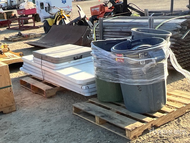 Quantity of Folding Tables and Garbage Bins | Ritchie Bros. Auctioneers