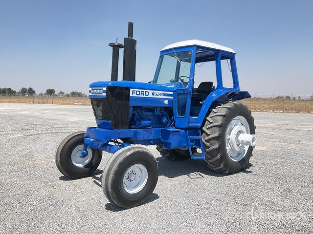 Ford 9700 Tractor Agrícola / 2WD Tractor | Ritchie Bros. Auctioneers