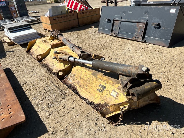 Brandt 144 in Motor Grader Snow Wing | Ritchie Bros. Auctioneers
