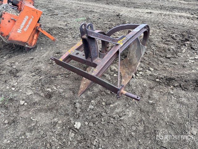 3-Point 2 Bottom Breaking Plow | Ritchie Bros. Auctioneers