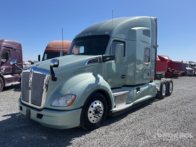 2020 Kenworth T680 6x4 Sleeper Prime Mover | Ritchie Bros. Auctioneers
