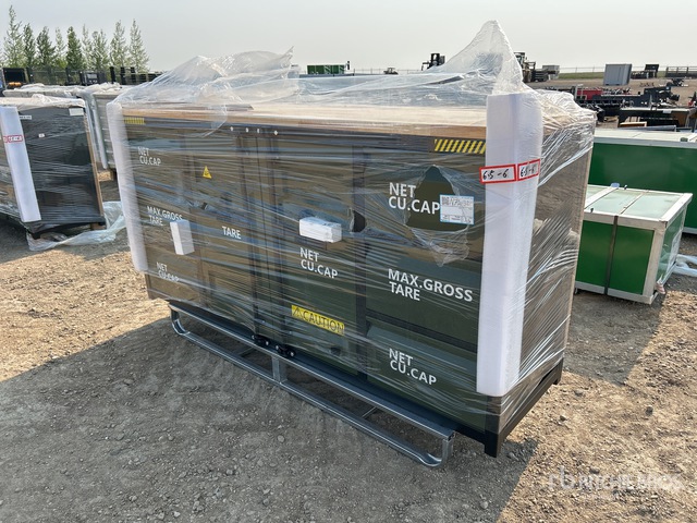 Suihe 6 ft 5 in 6-Drawer Workbench (Unused) | Ritchie Bros. Auctioneers