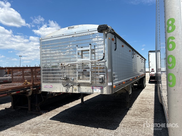 2011 Wilson hopper 41 ft T/A Belly Dump Remorque à grains | Ritchie ...