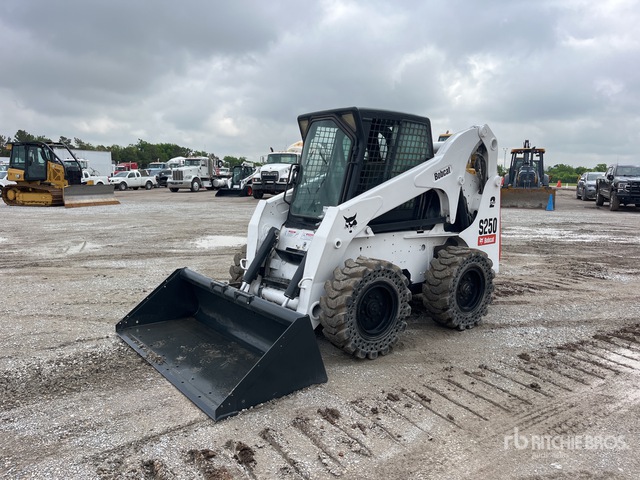 2005 Bobcat S250 Two-Speed Skid Steer Loader | Ritchie Bros. Auctioneers