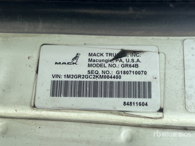 2019 Mack GR64B 6x4 Roll-Off Truck | Ritchie Bros. Auctioneers