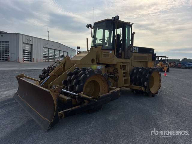 2006 Cat 815F Soil Compactor | Ritchie Bros. Auctioneers
