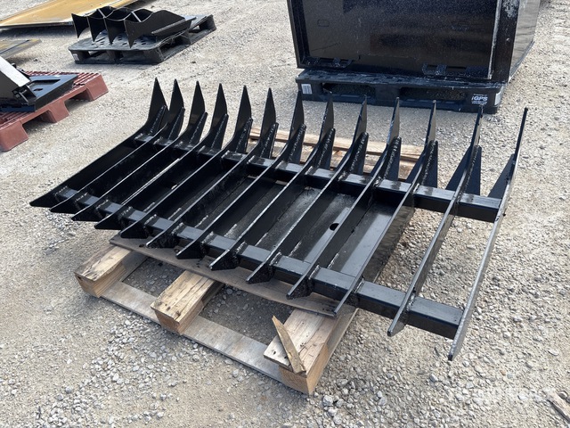 2025 Kit Containers QT-RR-70 70 in Skid Steer Root Rake (Unused ...