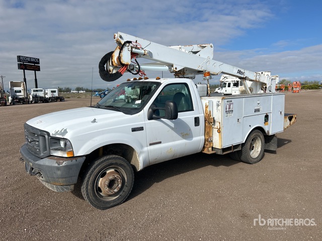 Altec AT37-G 37 ft on 2003 Ford F-550 XL 4x2 Camion nacelle | Ritchie ...