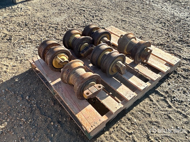 Quantity of (6) ITR Track Group Rollers | Ritchie Bros. Auctioneers