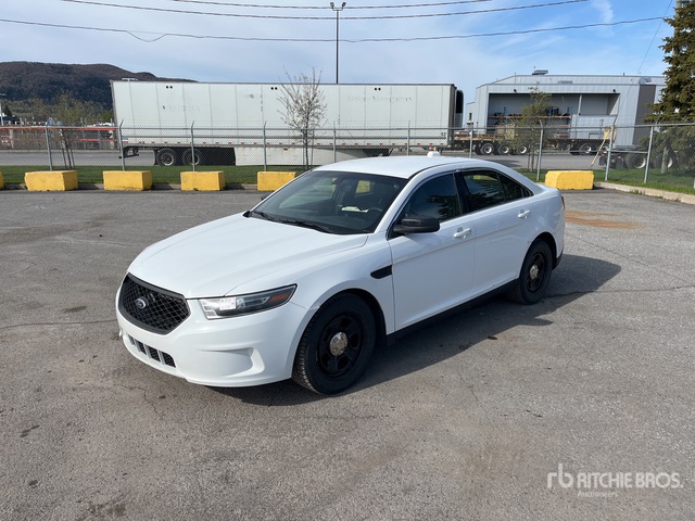 2015 Ford Taurus Interceptor AWD Automobile | Ritchie Bros. Auctioneers