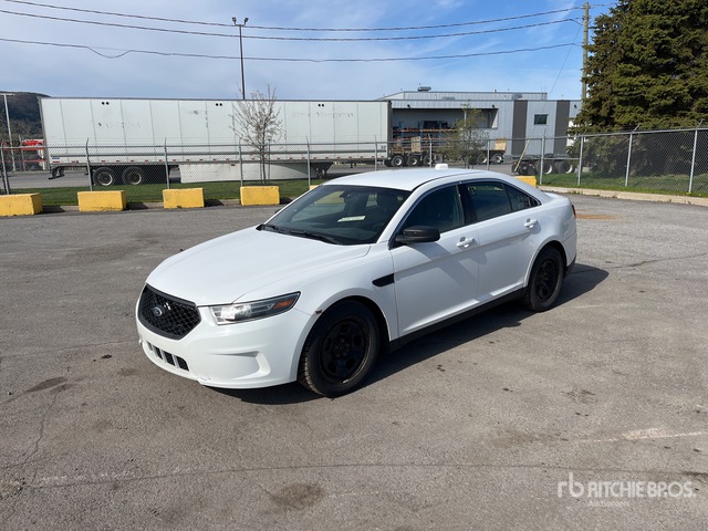 2015 Ford Taurus Interceptor AWD Automobile | Ritchie Bros. Auctioneers