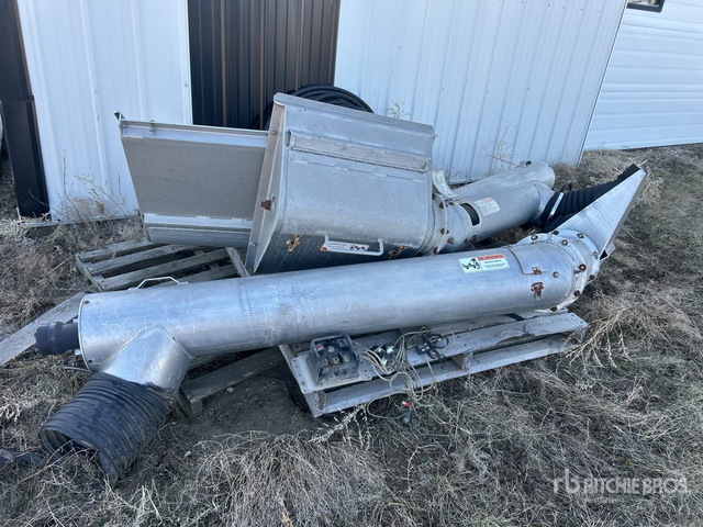 Quantity of (3) Michel's Aluminum Hydraulic Hopper Augers | Ritchie ...