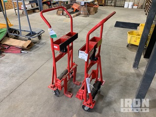Quantity of (2) Dayton 13V409 Machinery Mover Hand Trucks in Lompoc ...