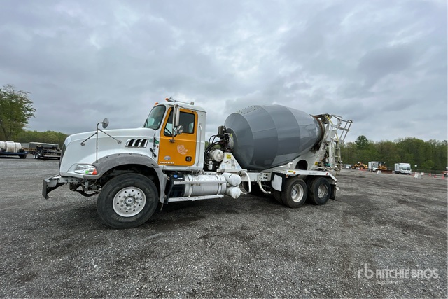 2016 Mack GU813 Granite 6x4 Mixer Truck | Ritchie Bros. Auctioneers