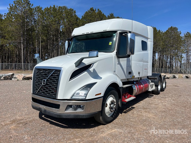 2020 Volvo VNL 6x4 T/A Sleeper Truck Tractor | Ritchie Bros. Auctioneers