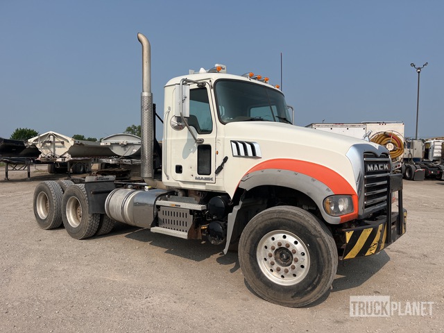2011 Mack GU713 6x4 T/A Day Cab Truck Tractor in Bondurant, Iowa ...