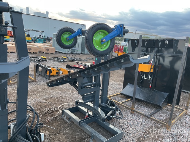 2025 GIYI GY-GR87 87 in Skid Steer Grader (Unused) | Ritchie Bros ...