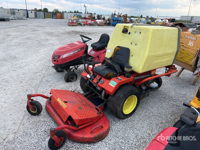 Gianni Ferrari Turbograss 900 Mower Tractor | Ritchie Bros. Auctioneers