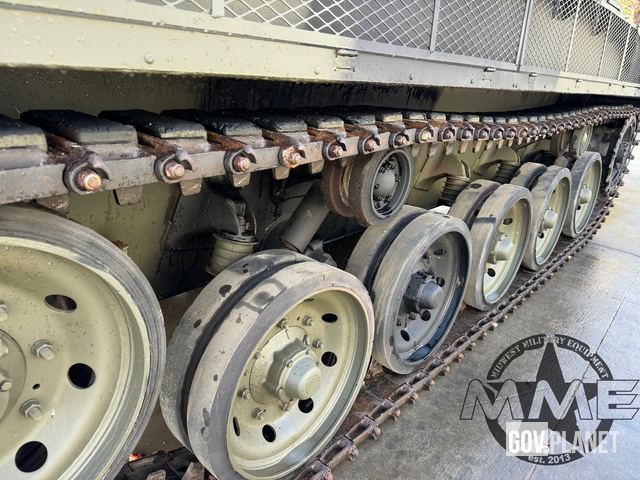 FV433 ABBOT L109 SELF PROPELLED 105MM HOWITZER Tracked Vehicle in ...
